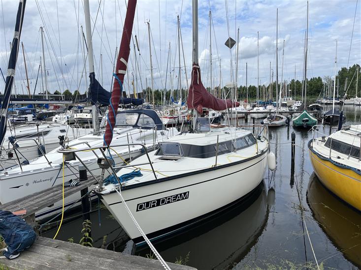 Dufour 2800 Kajuitzeilboot Ligplaats Eenmes Kopen | Kajuitzeilboten en ...